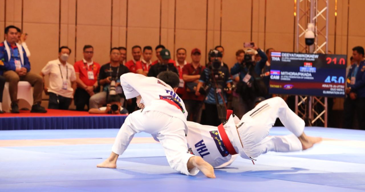 Host Country Wins First Gold Medal in Men’s Duo Jiu-Jitsu Competition - ក្រសួងព័ត៌មាន