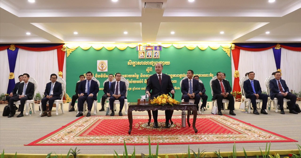 Deputy Prime Minister Hun Many Encourages Unit Leaders to Meet and ...