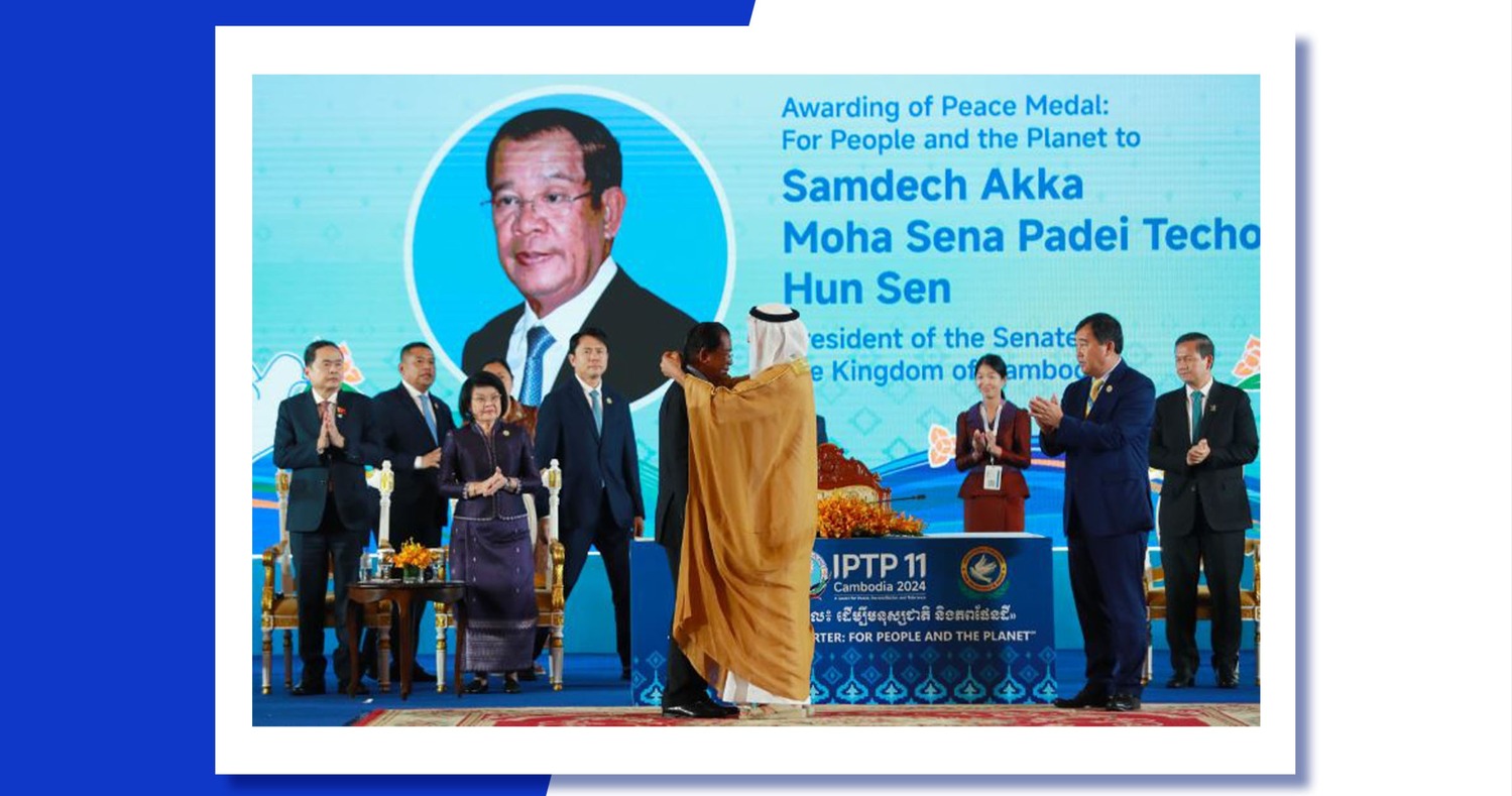 Awarding Ceremony of Peace Medal: For People and the Planet to ...